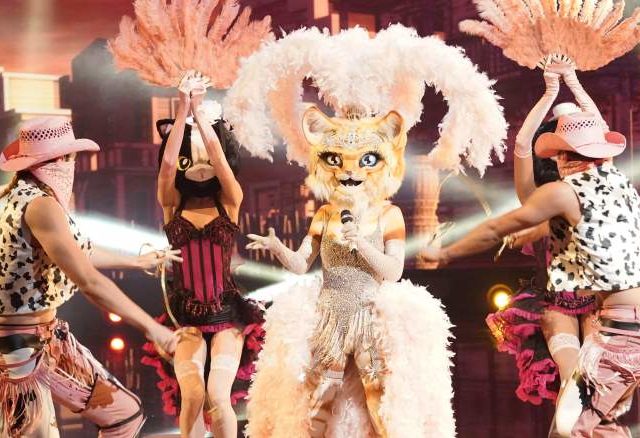 'AGT' Season 15: Sofia Vergara Pushes Her Golden Buzzer On Day 1