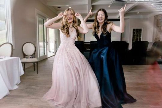 10 Quarantine Prom Looks That'll Get You Off The Couch And Dressing Up