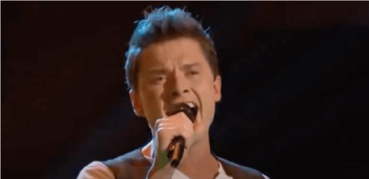 'The Voice' Contestant Sings Sexy Duet With Christina Aguilera During ...