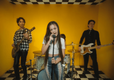 'American Idol's Casey Bishop Rocks in Music Video for New Song 'Don't ...