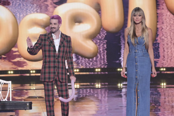 Meet Brett Loudermilk, The Sword Swallower Who Freaked Out Sofia Vergara