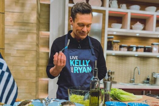 Ryan Seacrest Bids Farewell to 'Live with Kelly and Ryan' Staff With ...